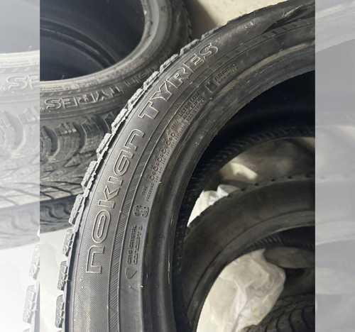 Nokian Tyres Hakkapeliitta R3 SUV 275/45 R21 и 315/40 R21 105