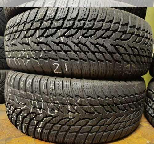 Nokian Tyres WR Snowproof 215/60 R16 104V