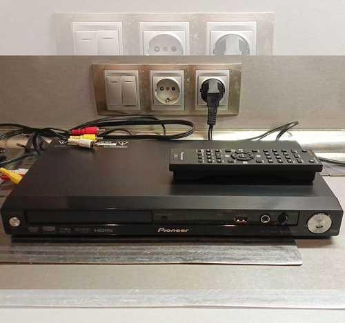 DVD player pioneer DV-220 KV