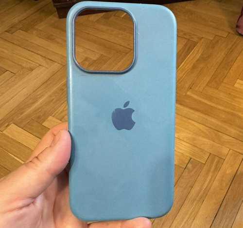 Чехол на iPhone 15 Pro