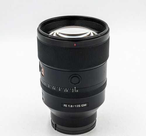 Объектив Sony FE 135mm f/1.8 GM