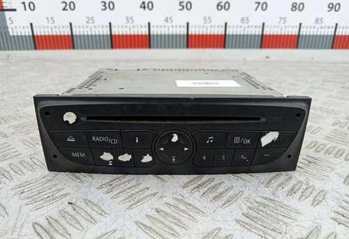 Магнитола для Renault Clio 3 281150038R