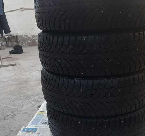 Formula Ice 225/65 R17 26W