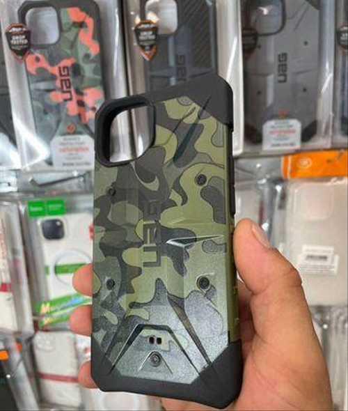 Чехол UAG Pathfinder для iPhone 13