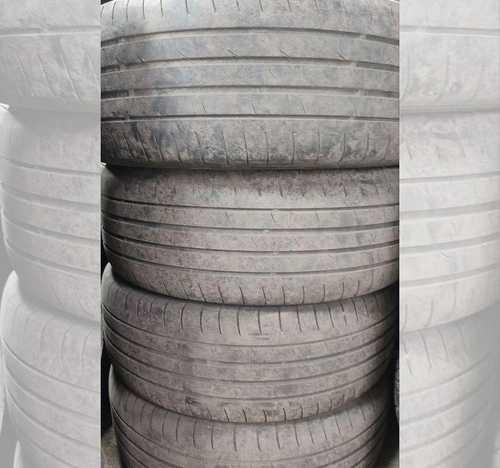 Nexen N'Fera SU1 215/60 R16