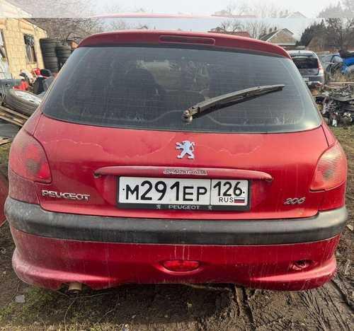 Крышка багажника peugeot 206 хэтчбек