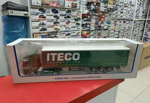 Камаз-5490 с полуприцепом нефаз-93341 Iteco 1:43 А