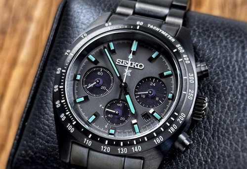 Часы Seiko Speedtimer "The Black Series" sbdl103