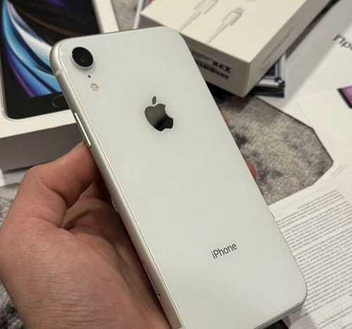 iPhone Xr, 128 ГБ