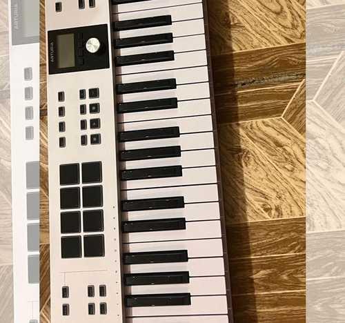 Midi Arturia KeyLab Essential 61 mk3