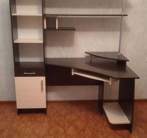 Стол ученический, компьютерный