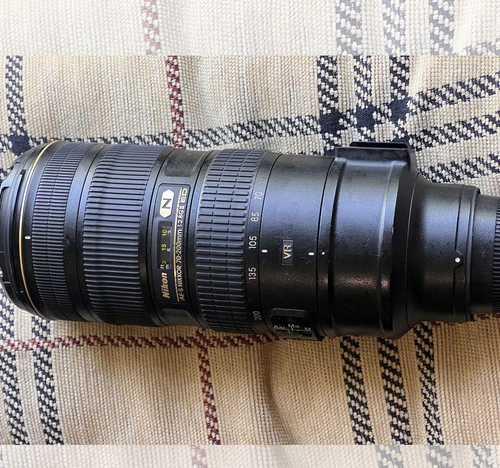 Nikon 70-200mm f/2.8G ED AF-S VR II Zoom-Nikkor