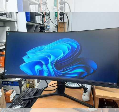 34" Монитор Xiaomi Mi Curved Gaming Monitor 34