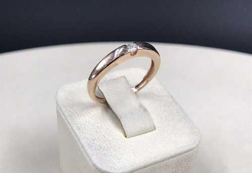 Золотое кольцо с бриллиантом 585 размер 17 РФ