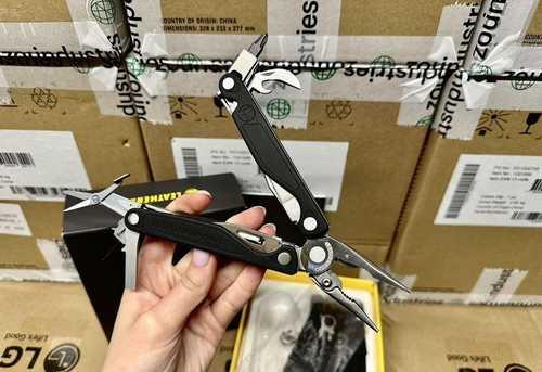 Мультитул Leatherman Charge Plus + 832516