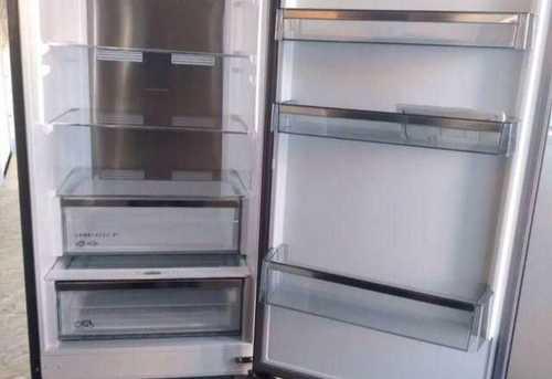 Холодильник AEG. Доставка