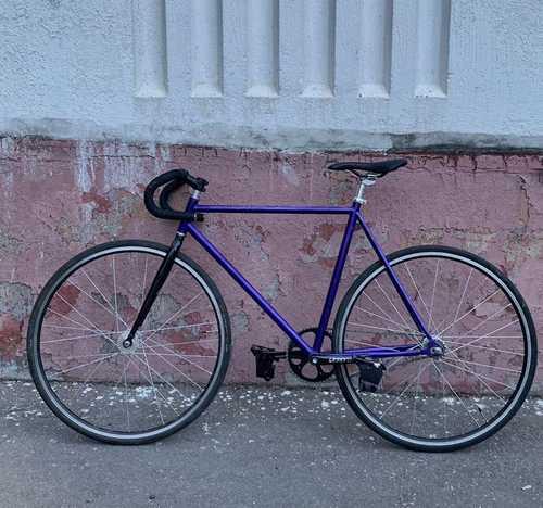 Дорожный велосипед fixed gear