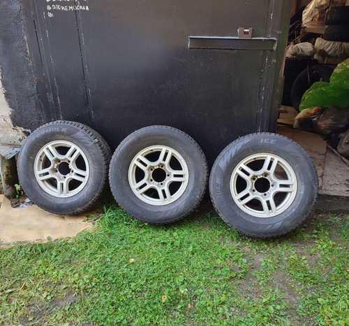 Formula Ice 245/70 R16 107T