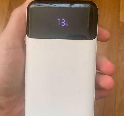 Продам Повербанк 20000mAh быстрая зарядка