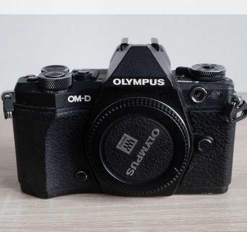 Olympus O-M-D EM5 mark II