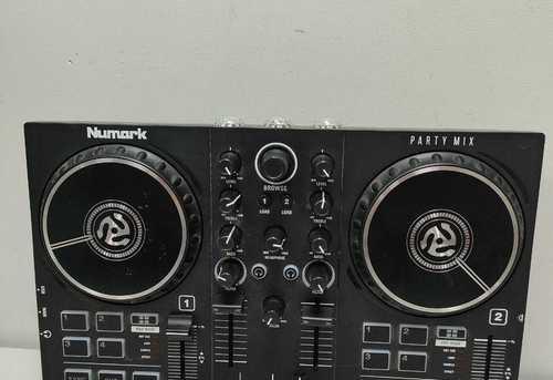 Dj контроллер numark Party mix