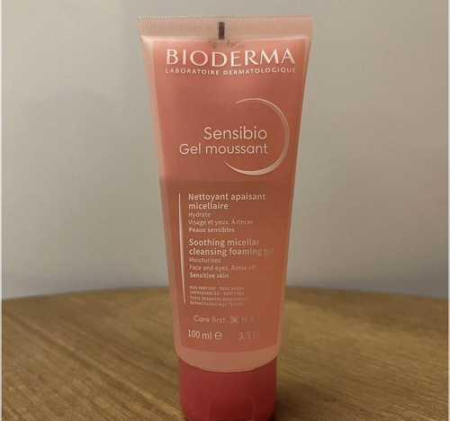 Гель для умывания Bioderma Sensibio