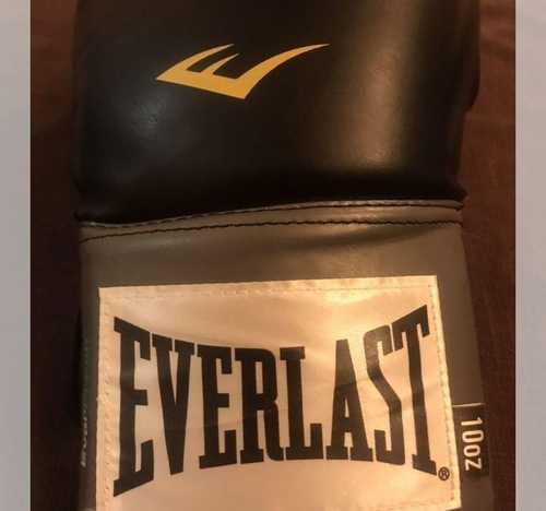 Боксерские перчатки 10 oz everlast