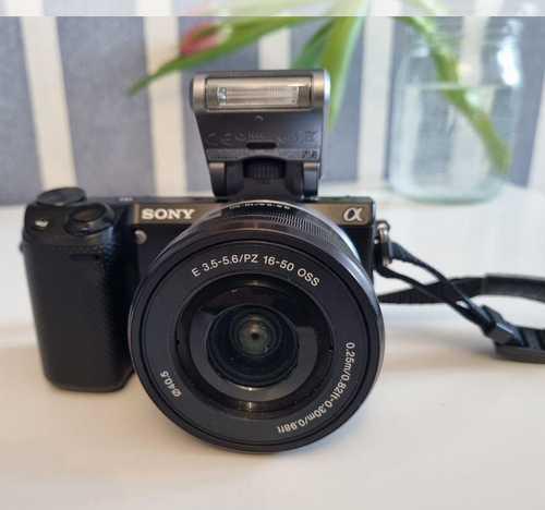 Цифровой фотоаппарат Sony nex 5t kit с объективом