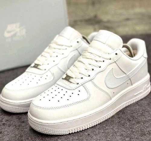 Nike Air Force 1 White