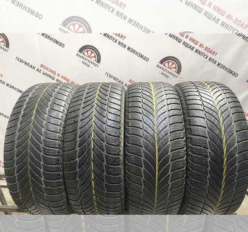 Goodyear UltraGrip Ice 2 235/55 R17 106V