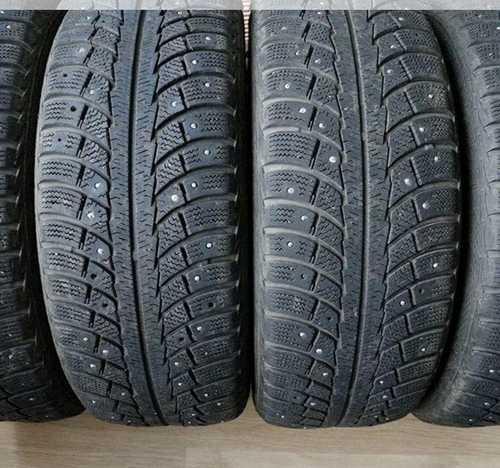 Gislaved Nord Frost 5 235/55 R17