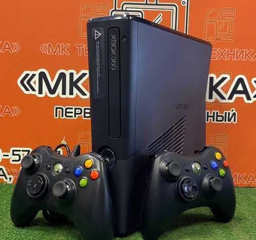 Игровая консоль Xbox 360 S