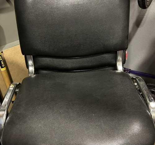 Офисное кресло chair easy