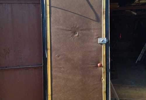 Дверь входная железная уличная бу