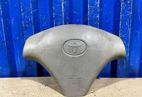 Подушка безопасности в руль Toyota Prius 2000