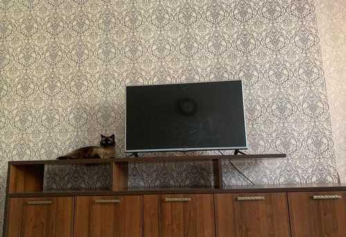 Полка под телевизор