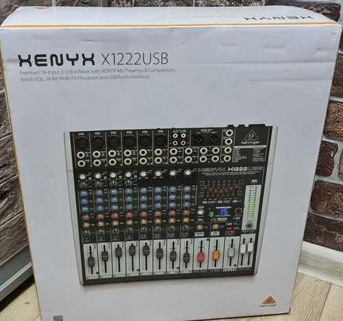 Behringer X1222USB микшерный пульт