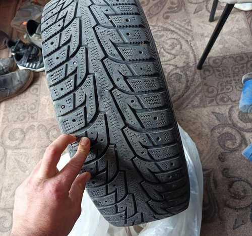 Winter Tact Nord Frost 3 205/60 R16 96B