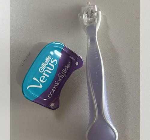 Бритва женская gillette venus