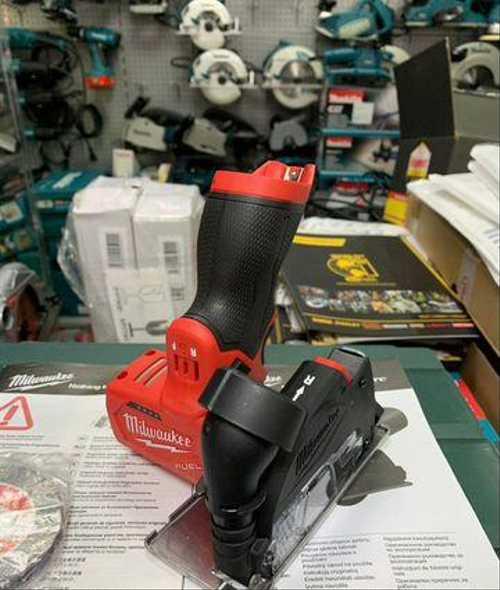 Многофункционаотрезная машина Milwaukee M12 fcot-0