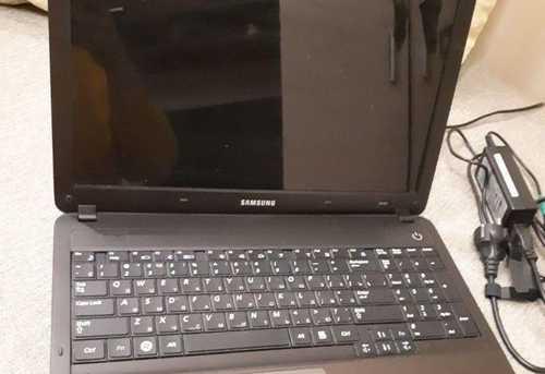 Ноутбук на запчасти Samsung R540