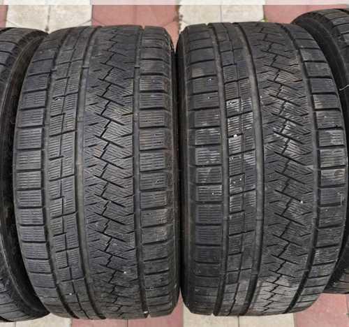 Triangle Snowlink PL02 255/40 R19