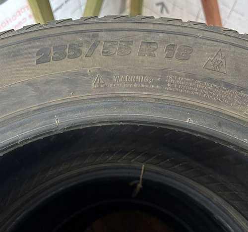 Michelin Latitude Alpin 235/55 R18 104