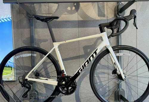 Giant TCR advanced 2 KOM 2025