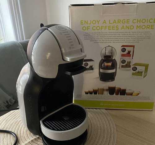 Кофеварка капсульная dolce gusto