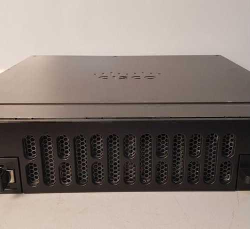 Маршрутизатор Cisco ISR 4451-X отличноe состояниe