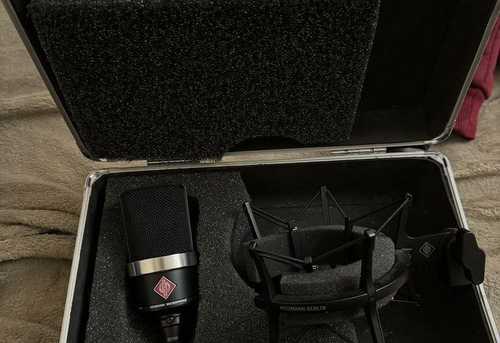 Neumann TLM102 (New Studio Set, + Case)