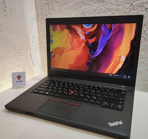 Ноутбук Lenovo: Core i3 6100U, Озу 8GB, SSD 480GB