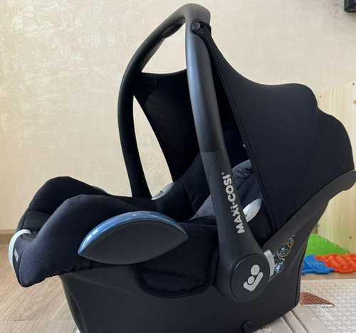 Автолюлька Maxi Cosi Cabriofix 0+