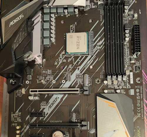 Ryzen 5 5500   Gigabyte A520 aorus elite